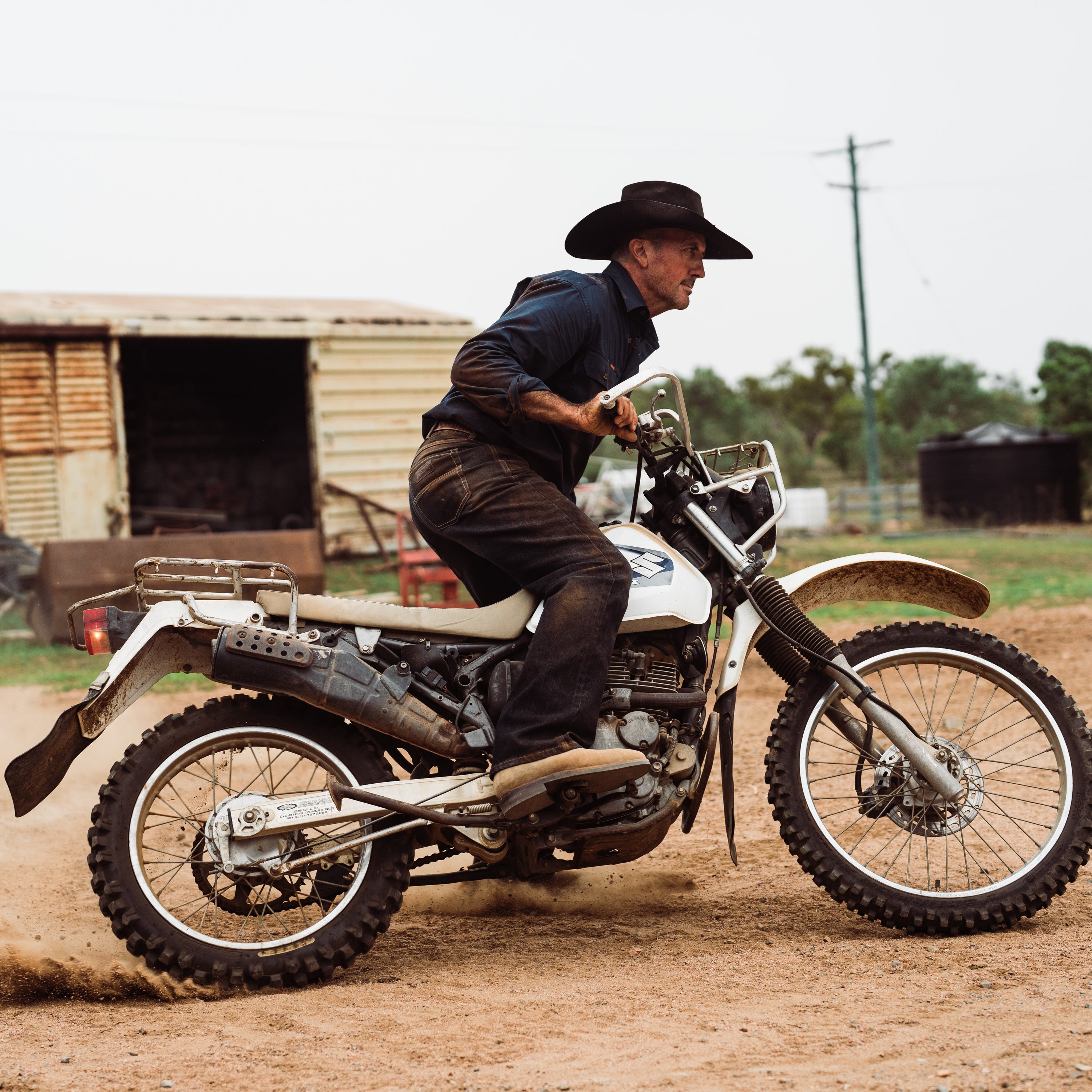 Workwear & Work Boots in Taree | Workwise Clothing